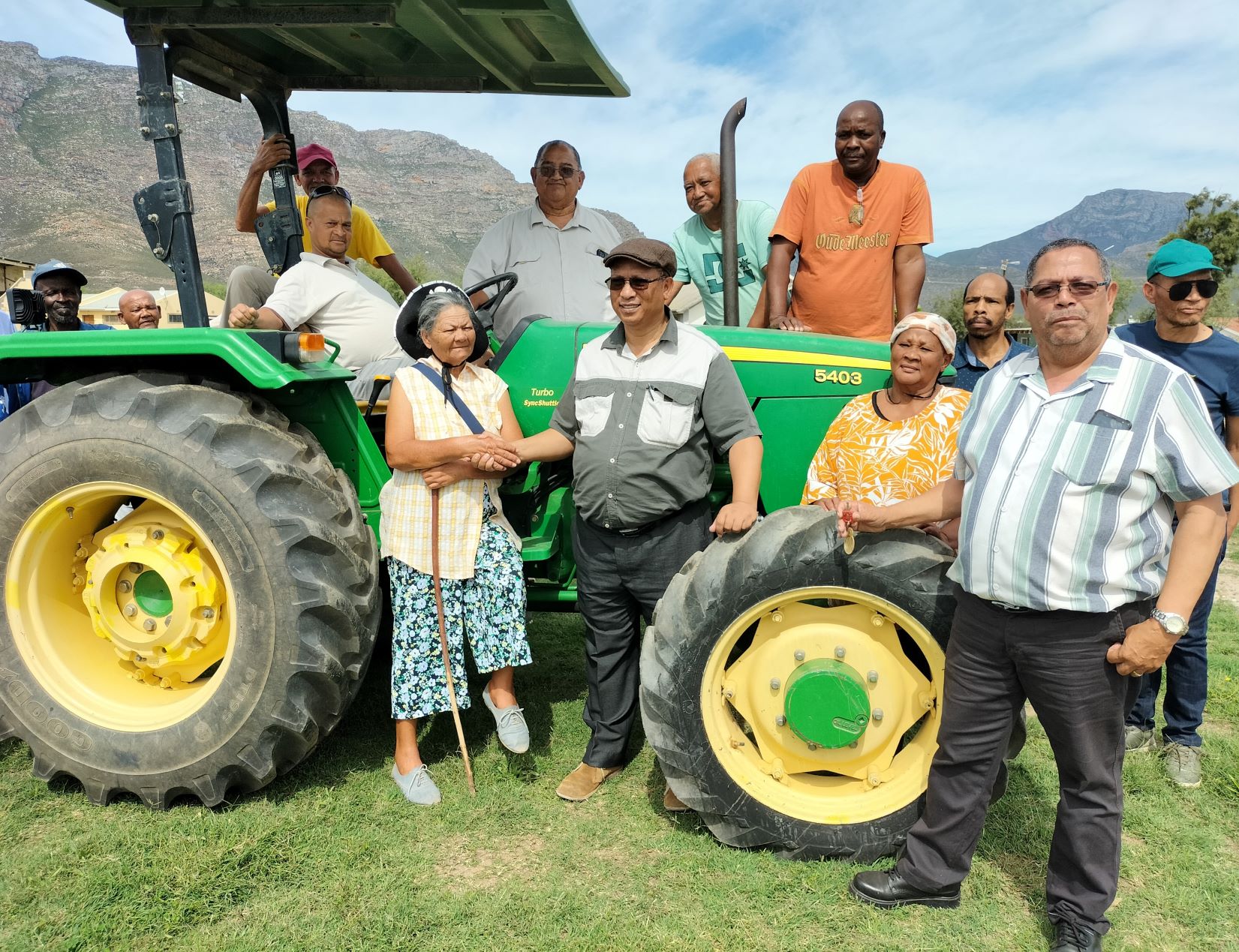 Support for small-scale farmers must translate into greater market ...
